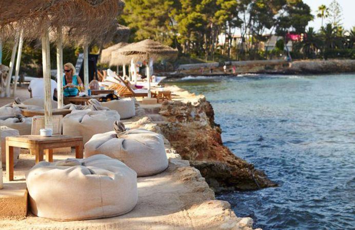 Babylon Beach restaurant Ibiza, Santa Eularia